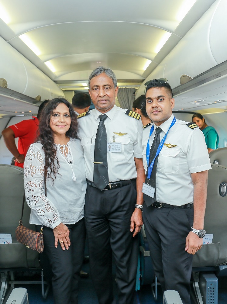SriLankan Airlines Veteran Captain Uthpala Kumarasinghe Bows Out After 40-year Service ...