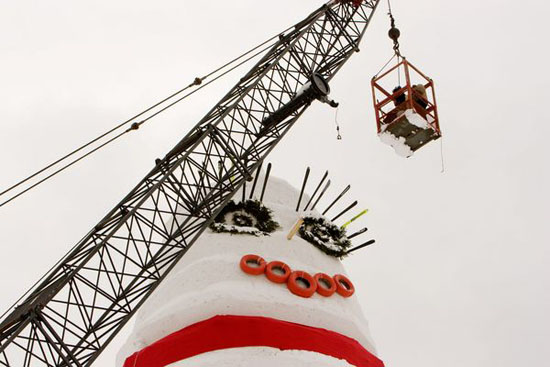 World's Largest Snowman - Superficial Gallery
