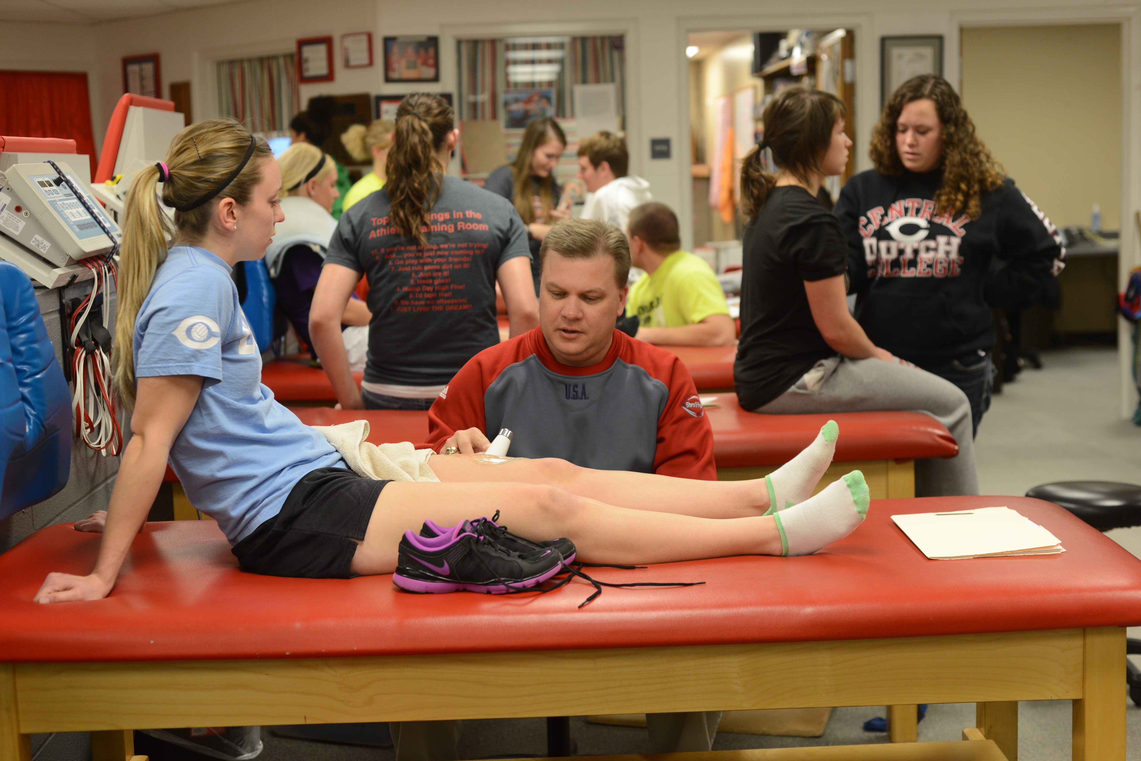 Athletic Trainers For All Page 2096 Central College News Athletic Trainers For All Page 2096 Central College News