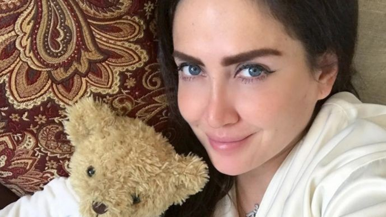 Celebra Celia Lora su cumpleaños con sensual foto en redes