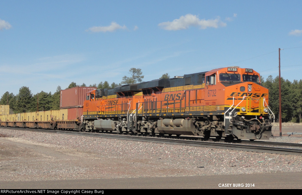 BNSF 6732