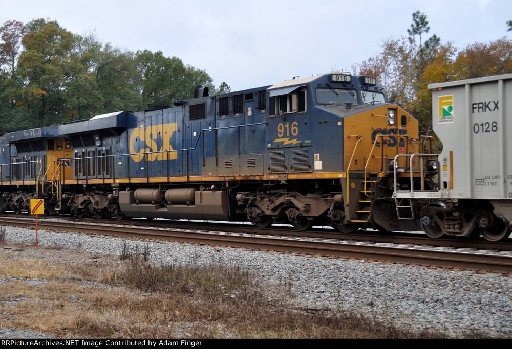 CSX 916
