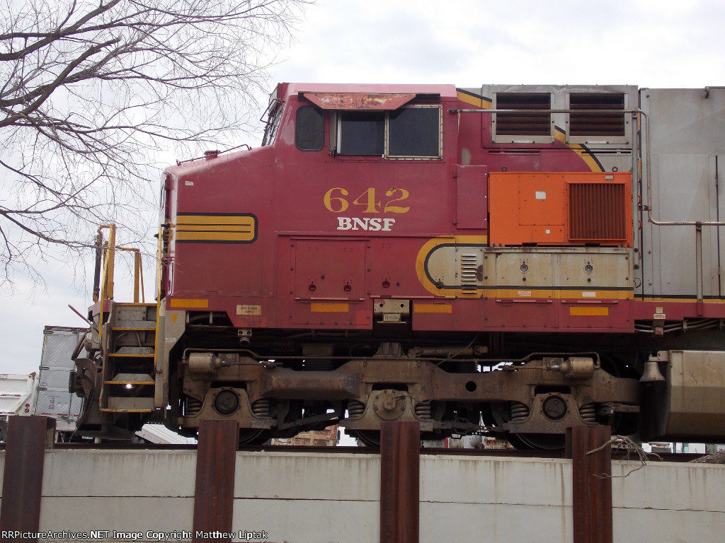 BNSF 642