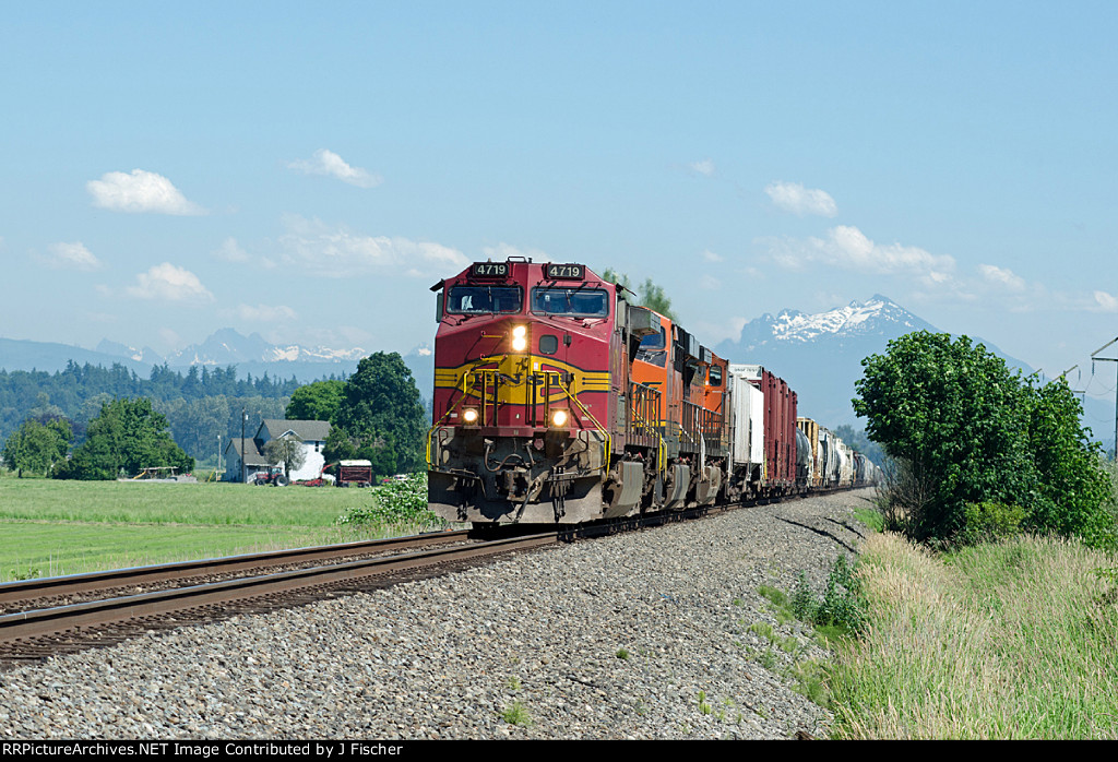 BNSF 4719