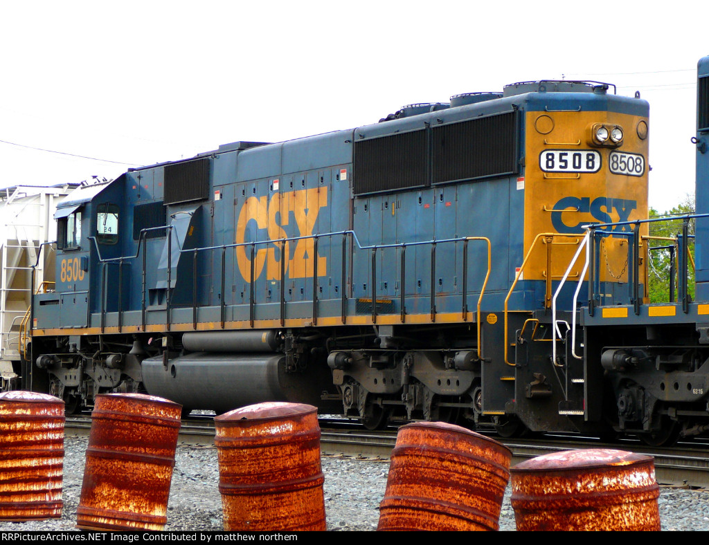 CSX 8508