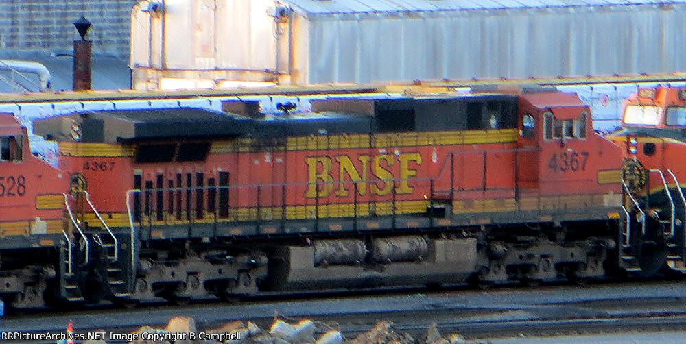 BNSF 4367
