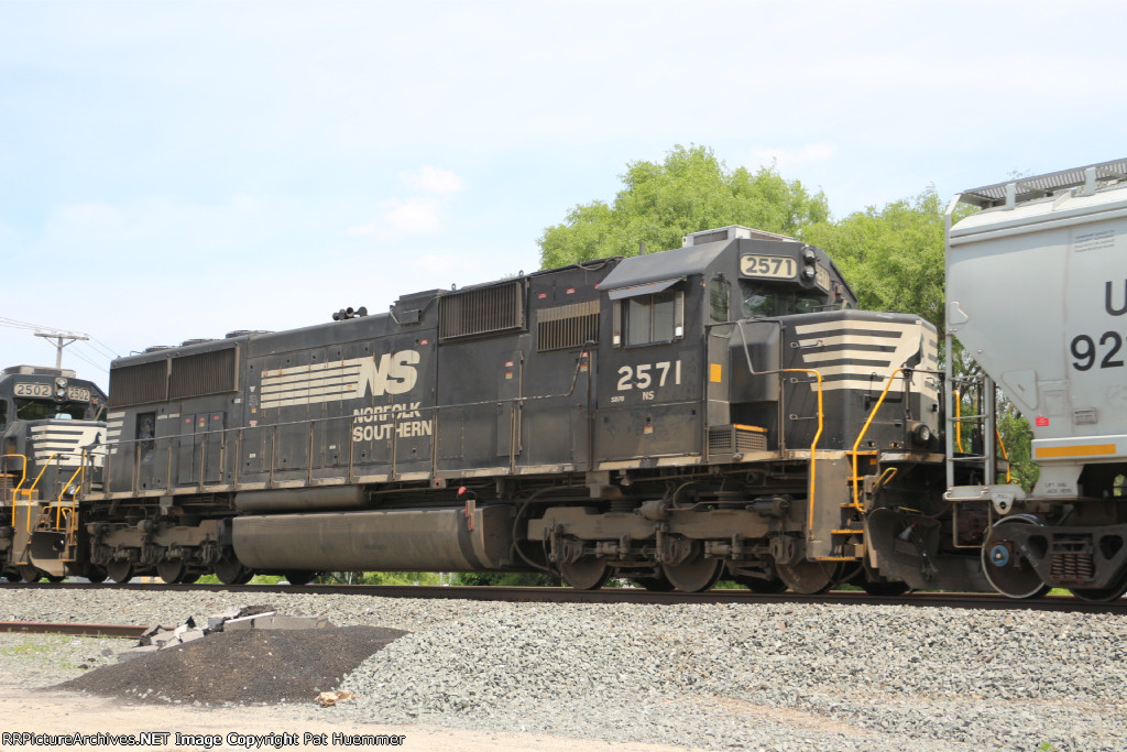 NS 2571