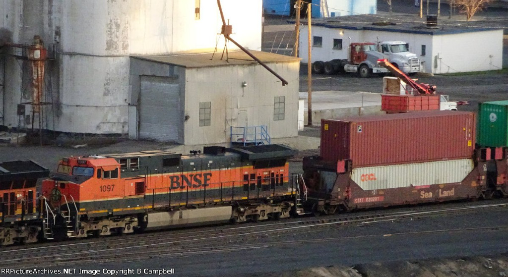 BNSF 1097-CSXT 620207