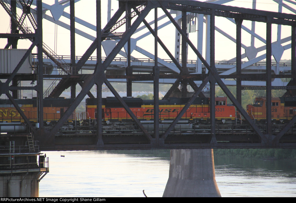 BNSF 9331