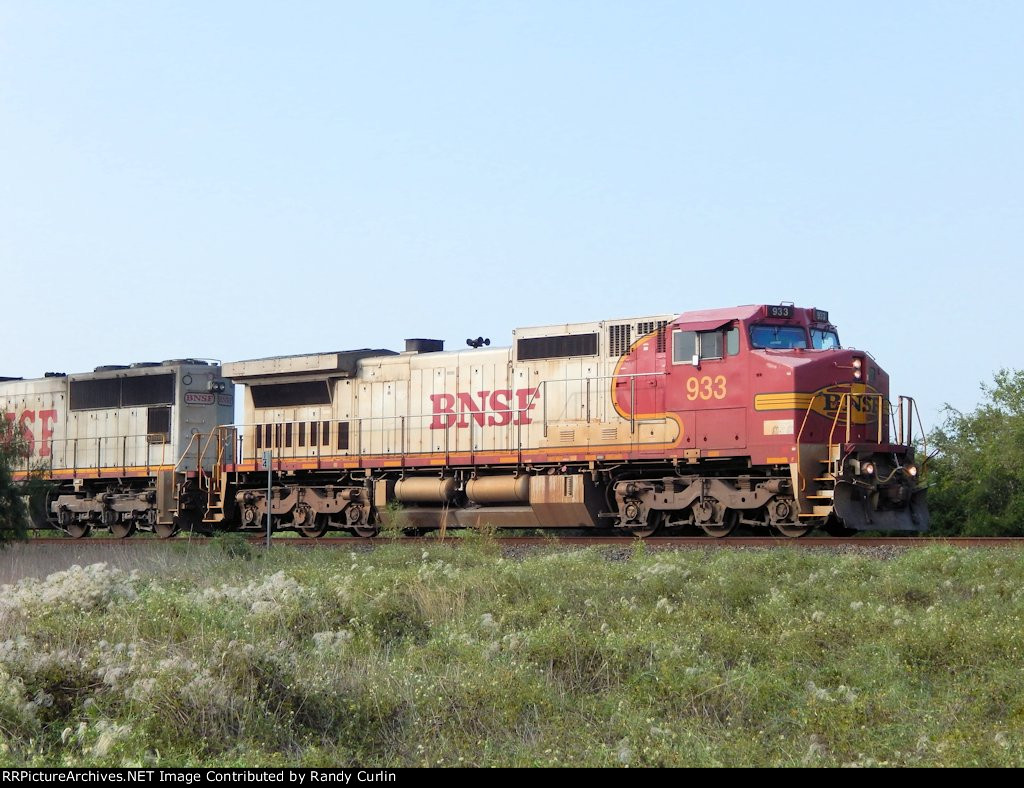 BNSF 933 South