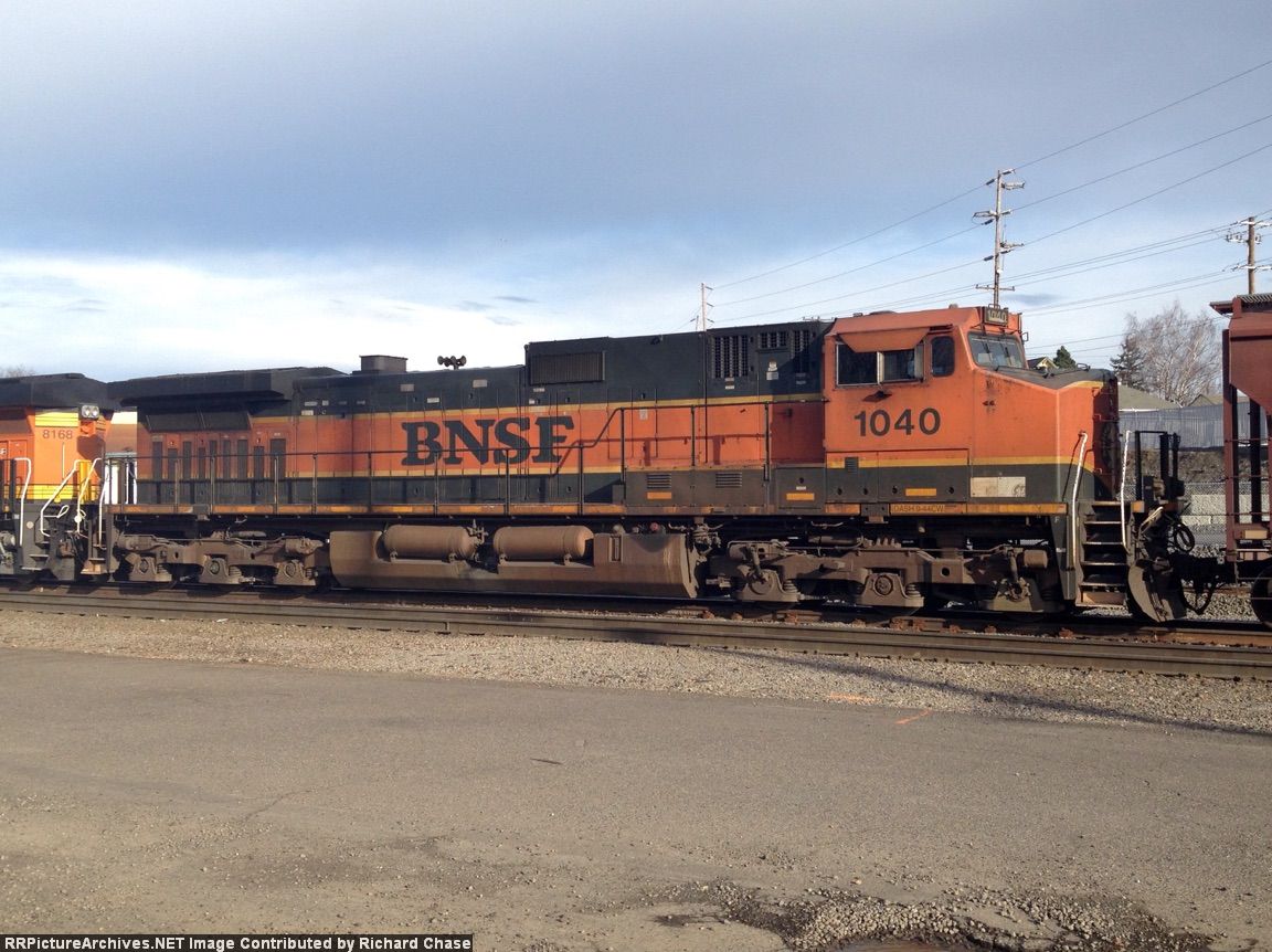 BNSF 1040