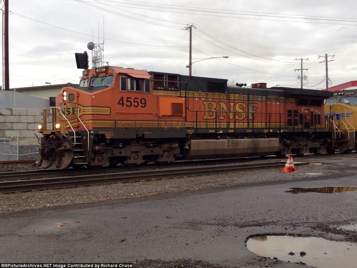 BNSF 4559