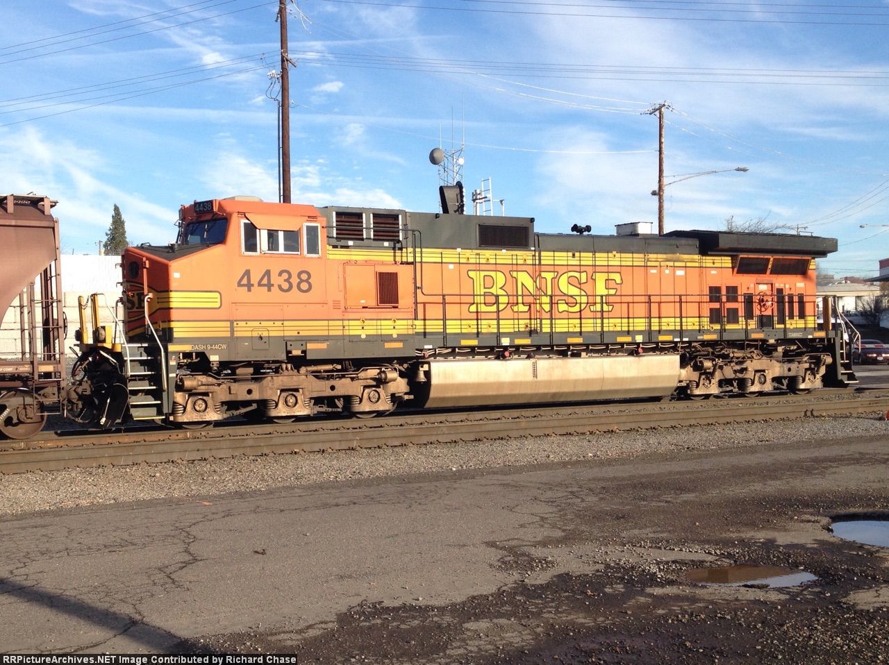 BNSF"4438
