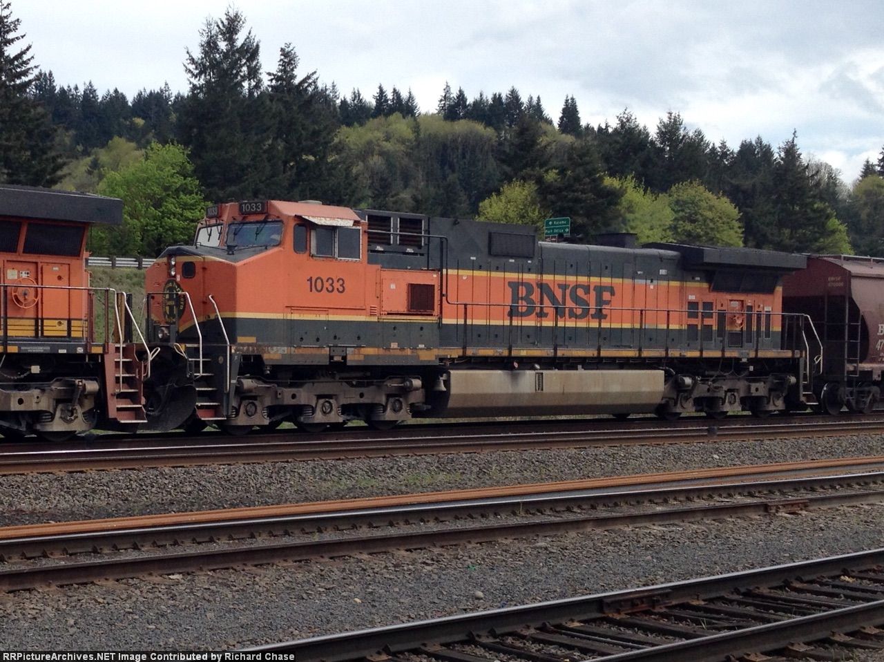 BNSF 1033