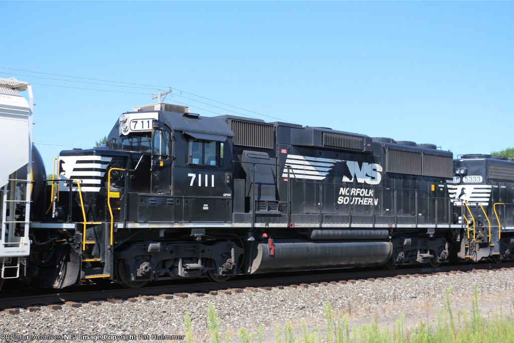 NS 7111