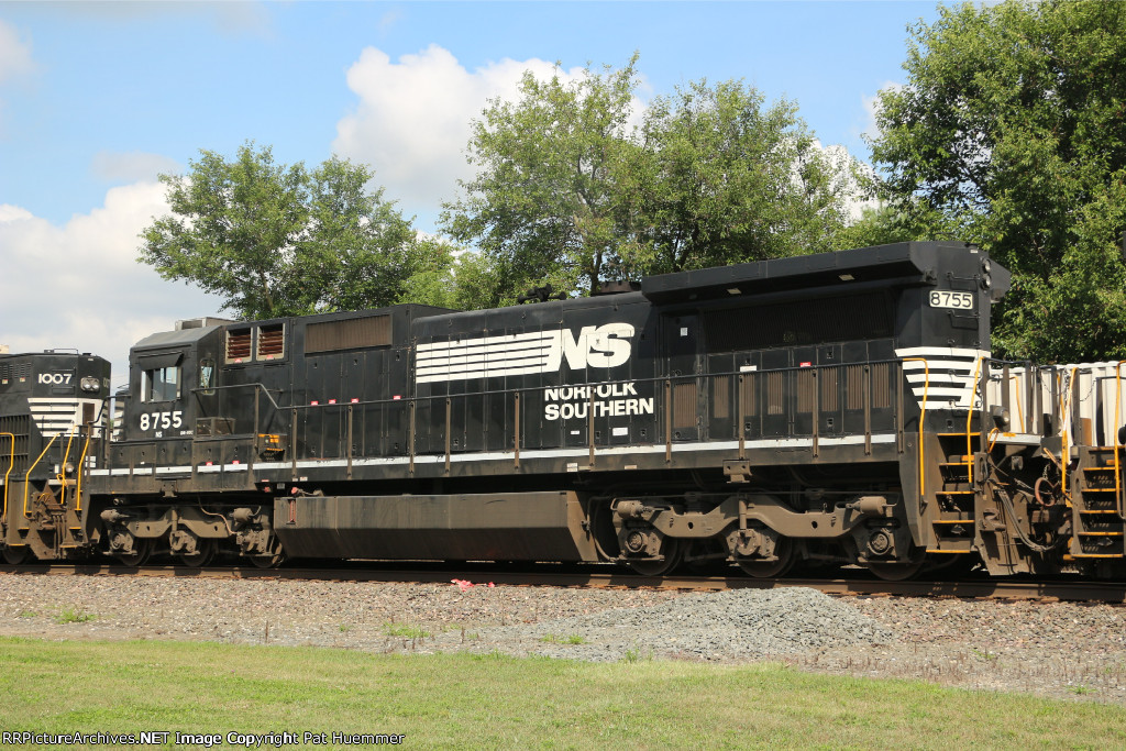 NS 8755