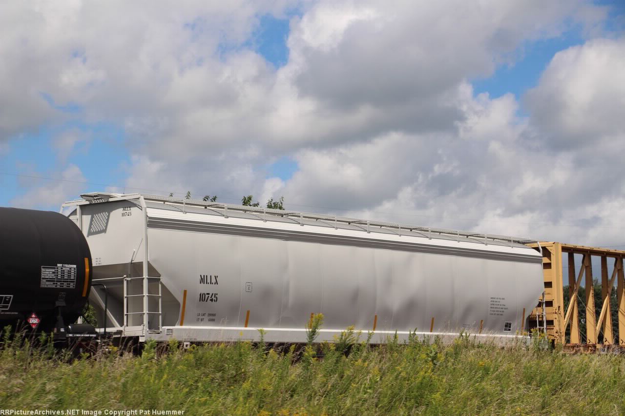 MLLX 10745
