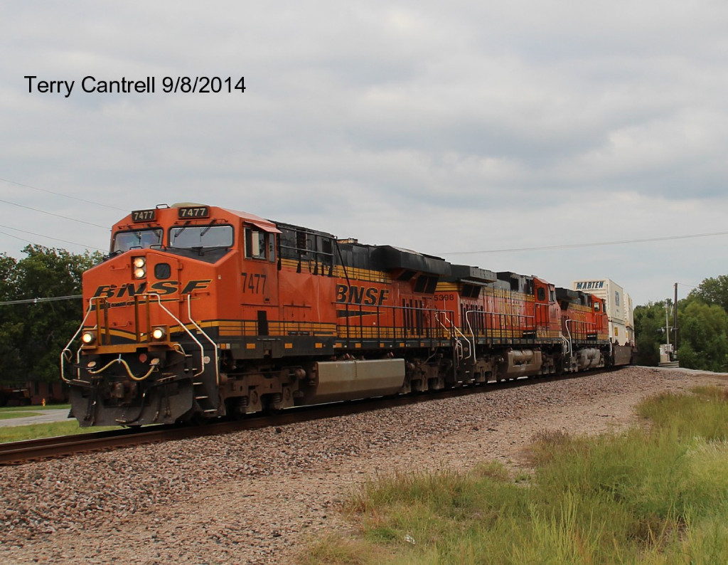 BNSF 7477