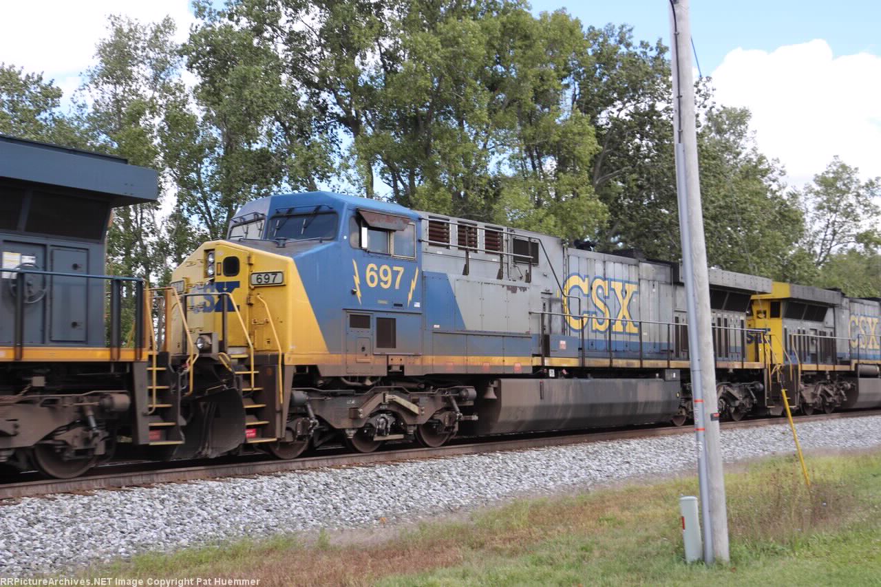 CSX 697