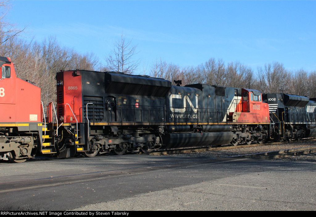 CN 8865