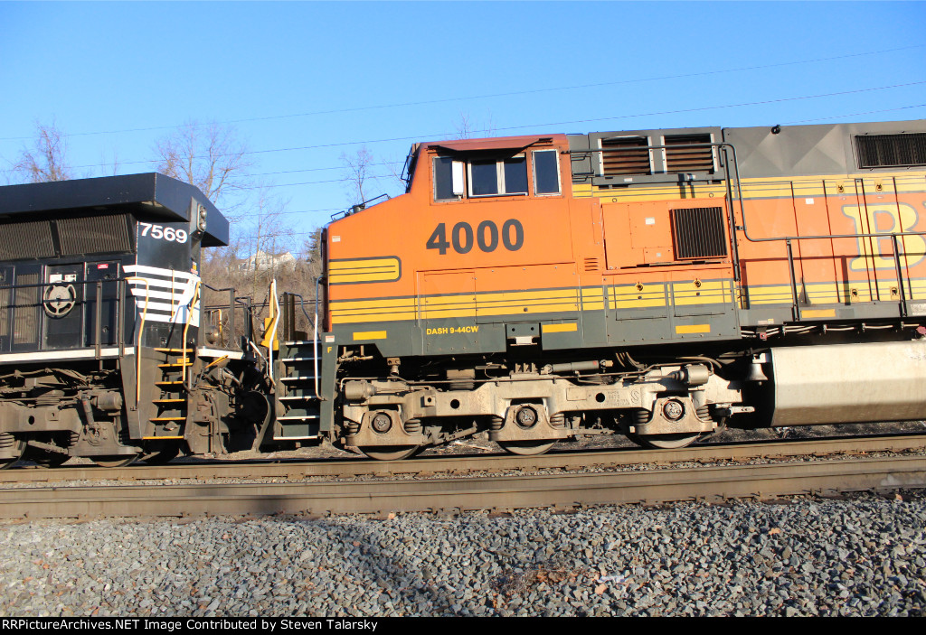 BNSF 4000
