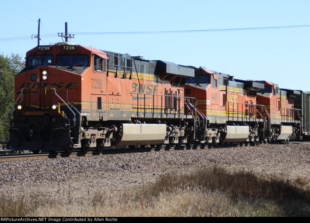 BNSF 7236