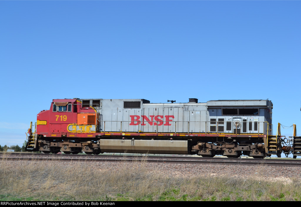 BNSF 719