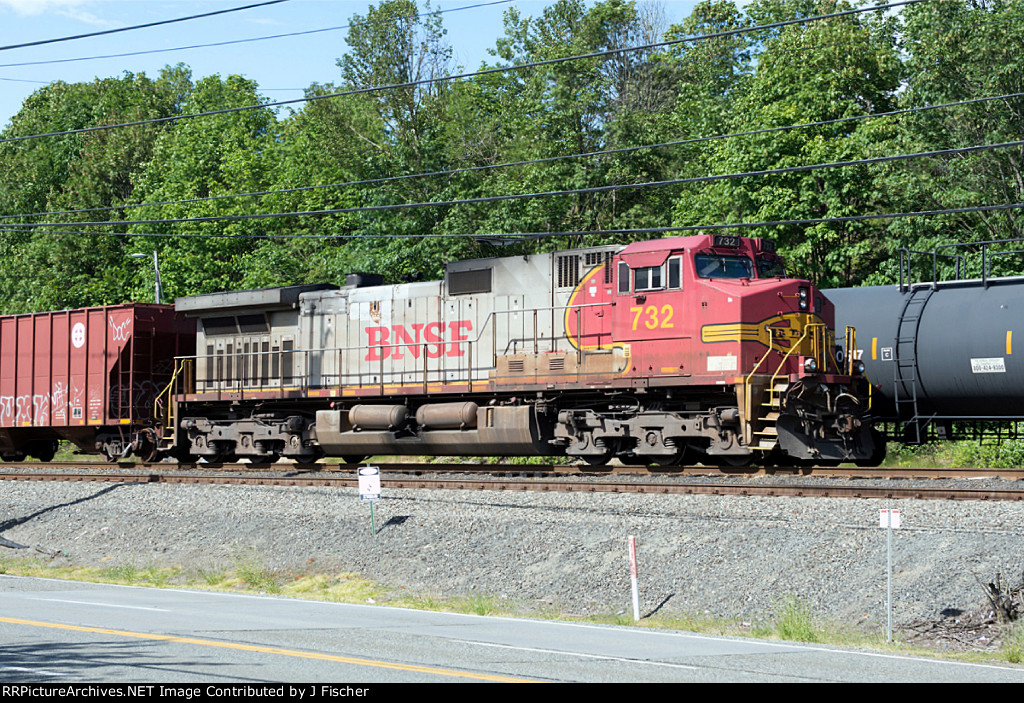 BNSF 732