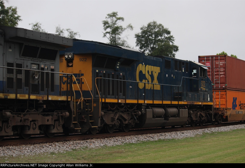 CSX 922