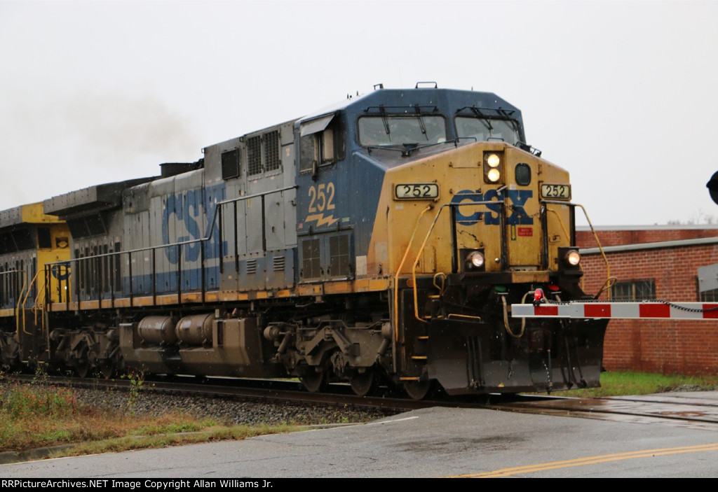 CSX 252