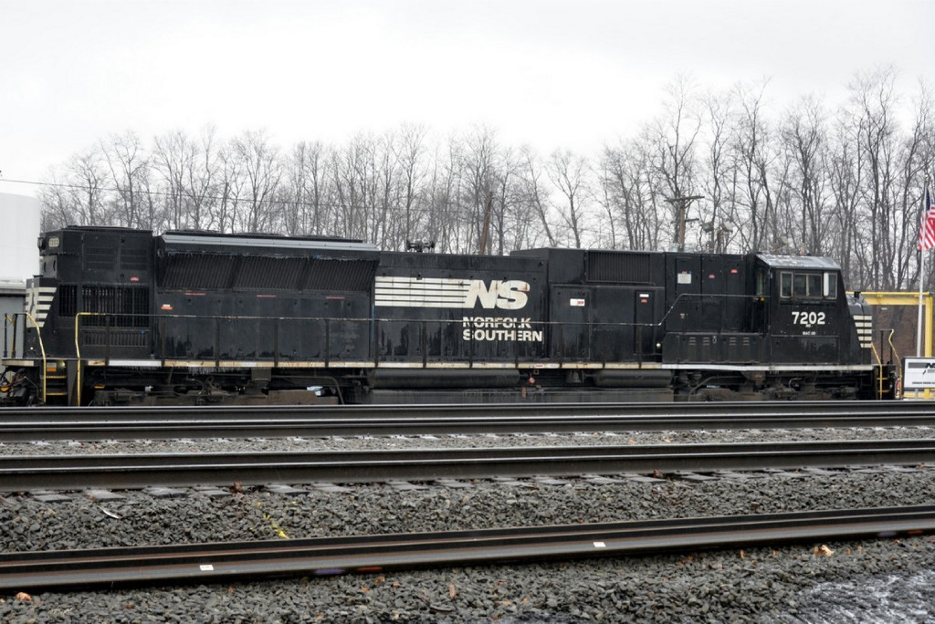 NS 7202