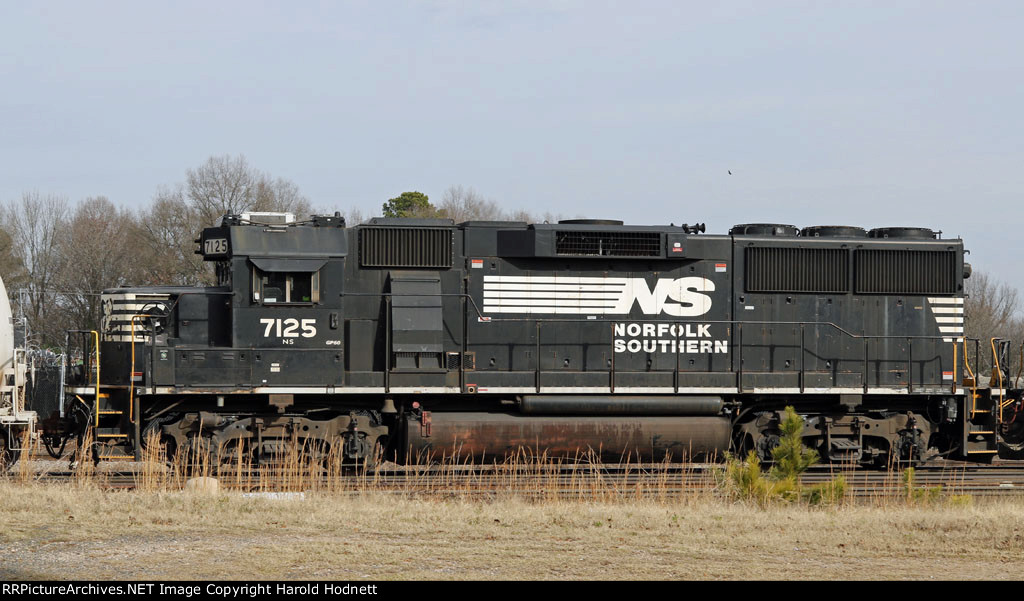 NS 7125