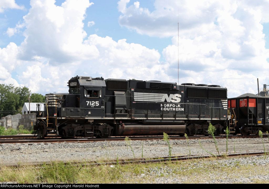 NS 7125