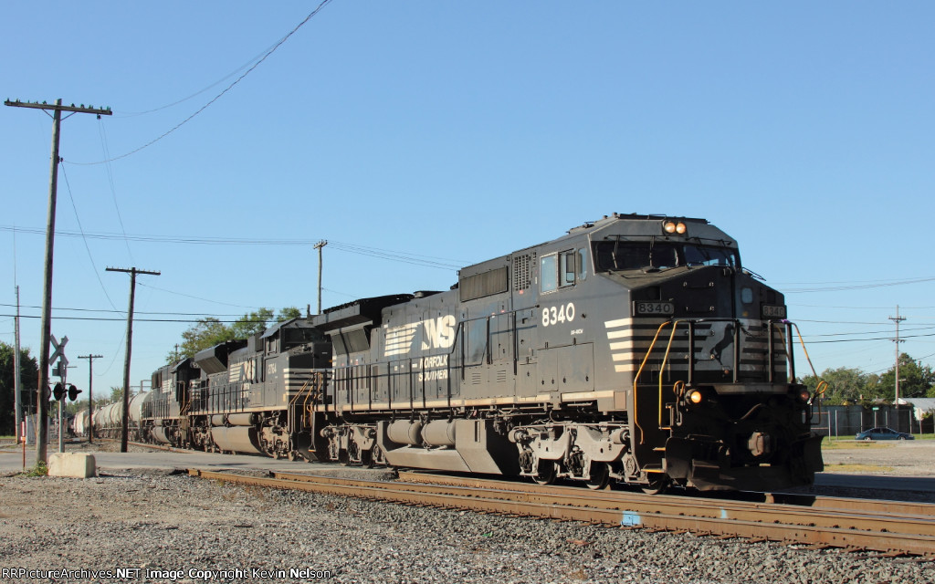 NS 8340 C40-8W