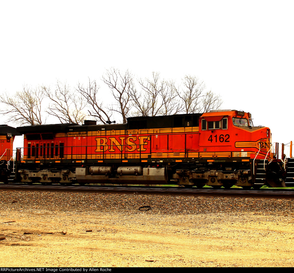 BNSF 4162