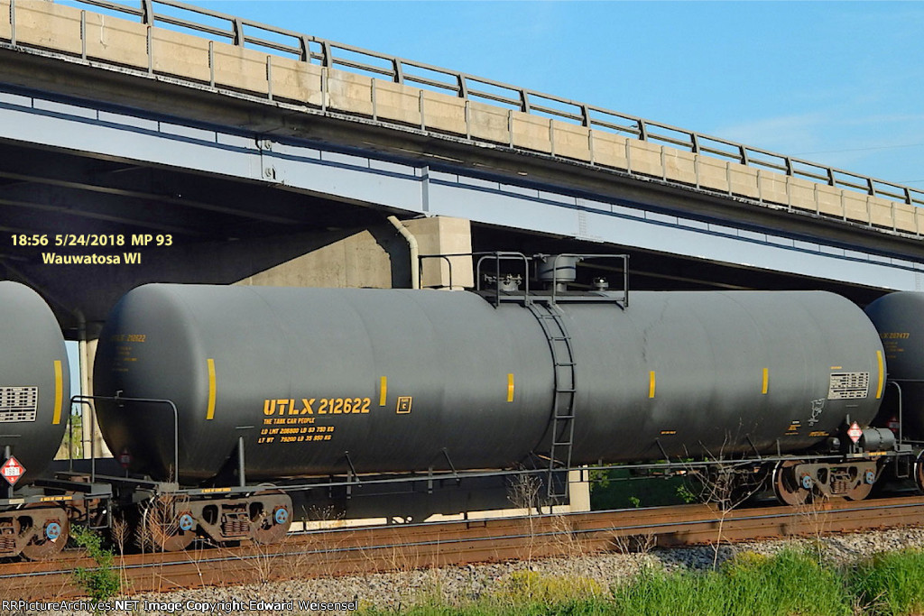 Ethanol loads scoot beneath Mayfair Rd. mp 93
