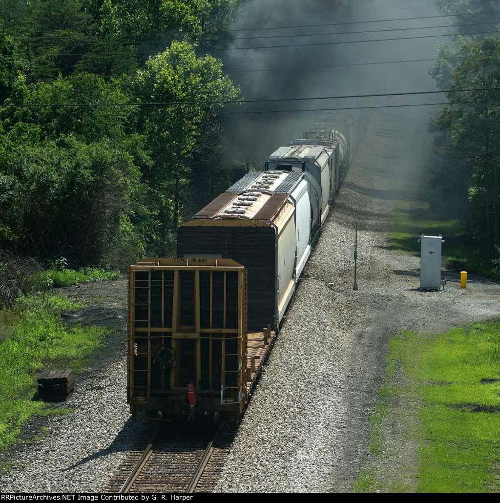 TTPX 804039 brings up rear of 611 freight deadhead move