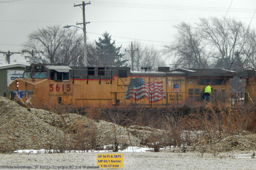 Getting tied down on the Racine siding - this train will head down to Waukegan