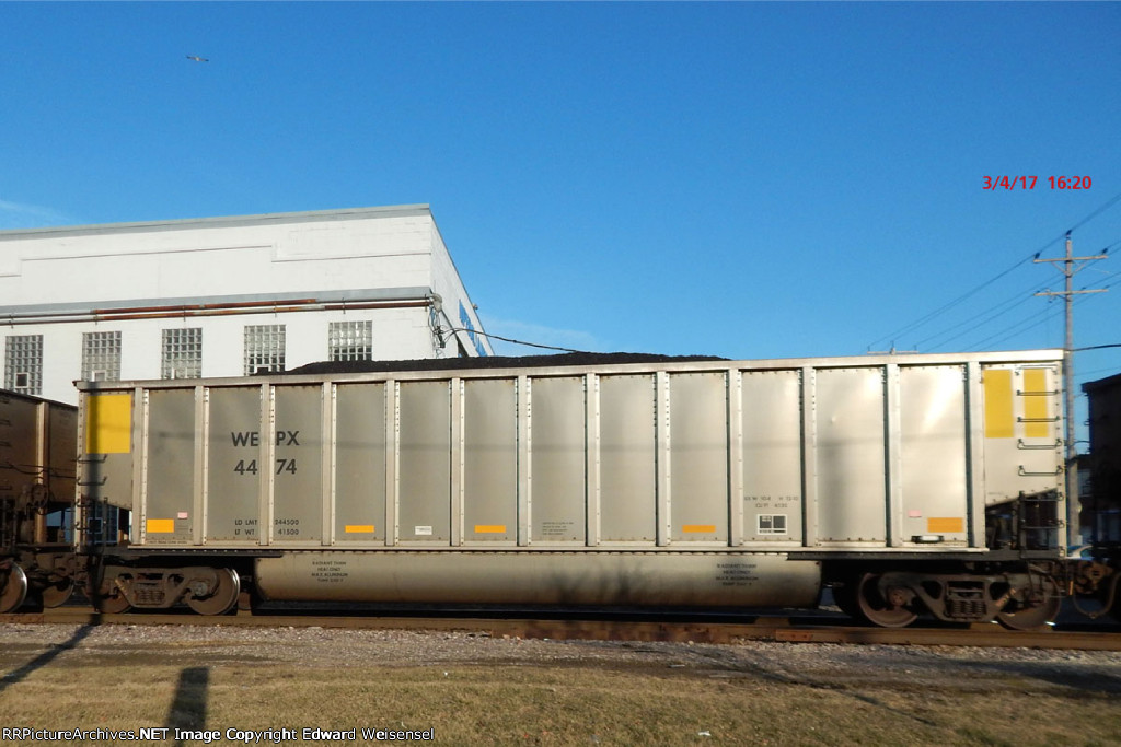 Twin-rotary gon mid-train with Pennsy WEPX loads