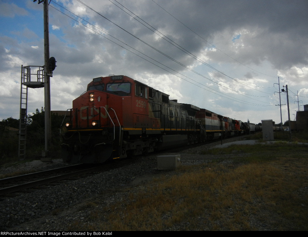 CN 2599 out of yard