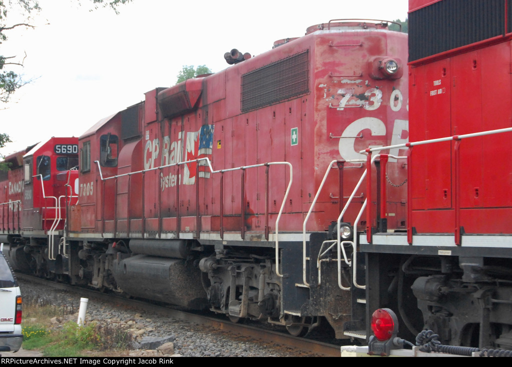 CP GP38-2 7305