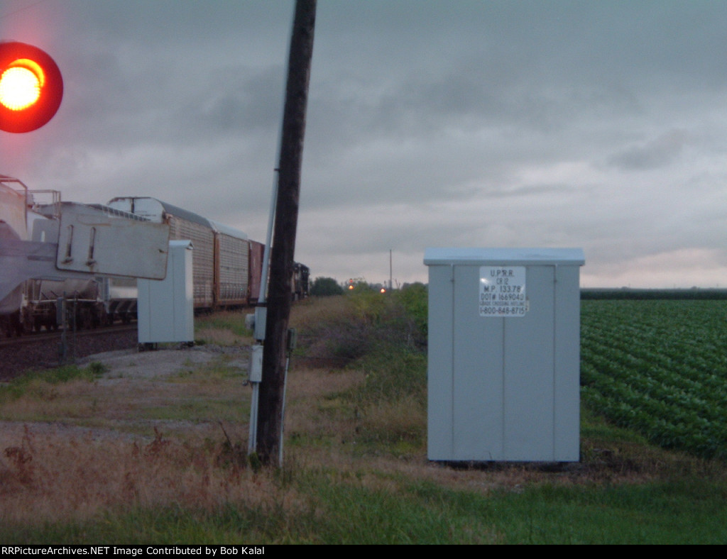 NS 6918 & UP 9447 heads south