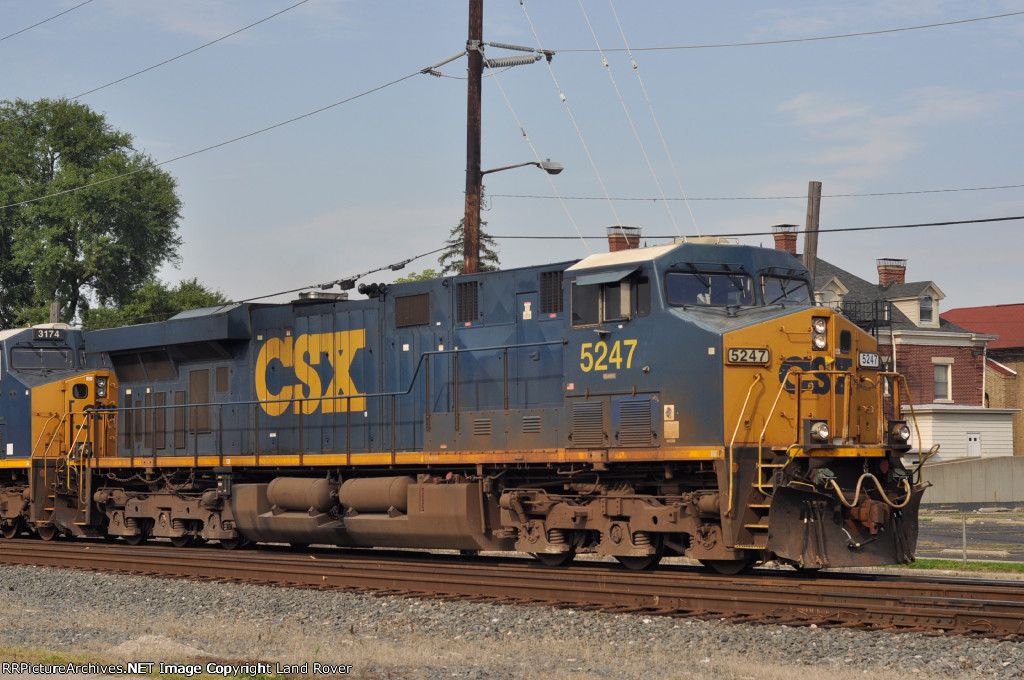 CSXT 5247 South
