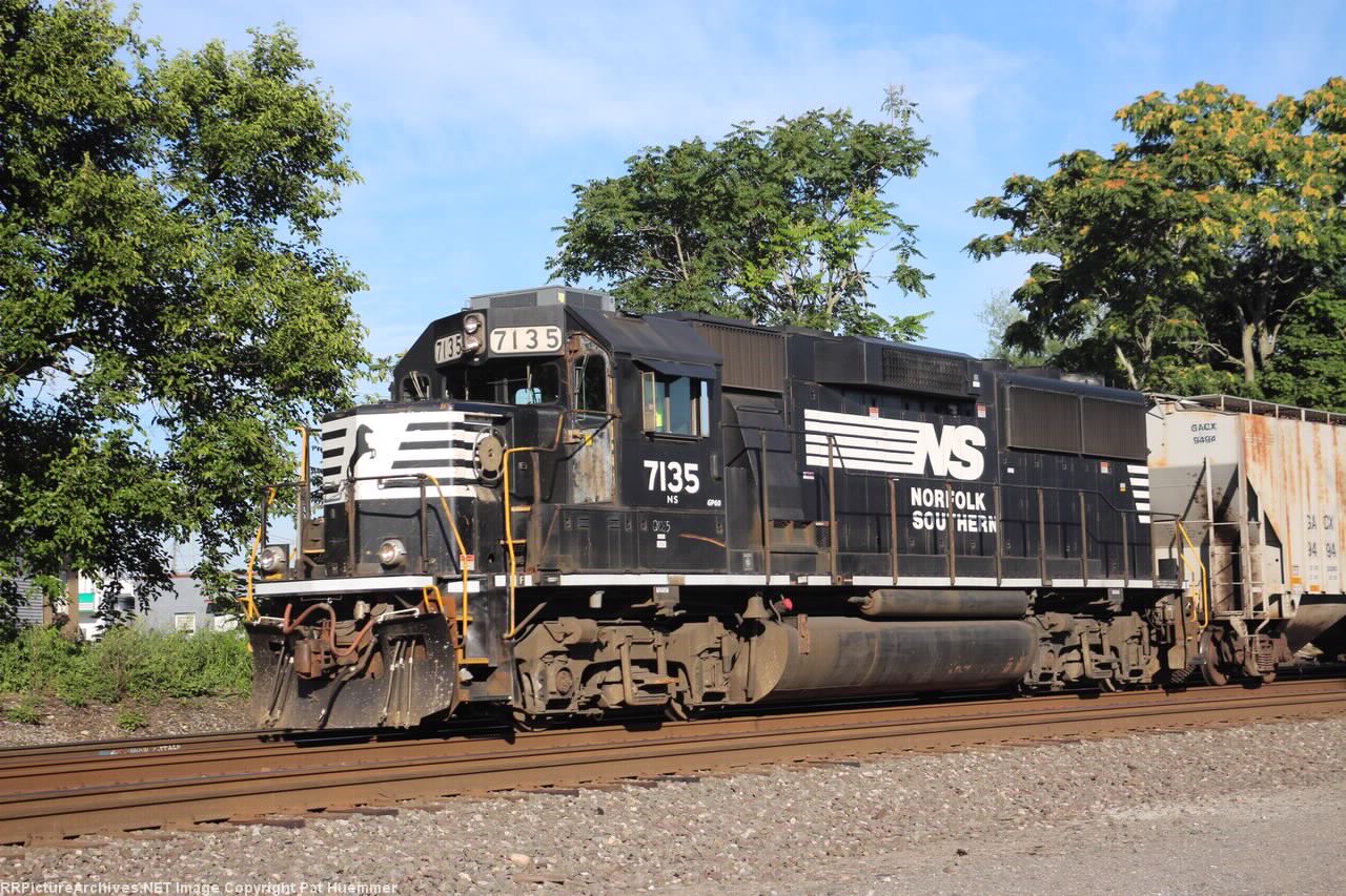 NS 7135