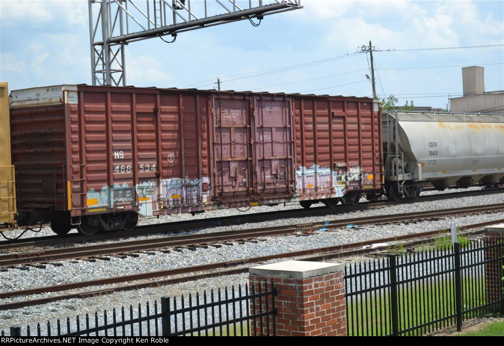 NS (ex-SOU) boxcar