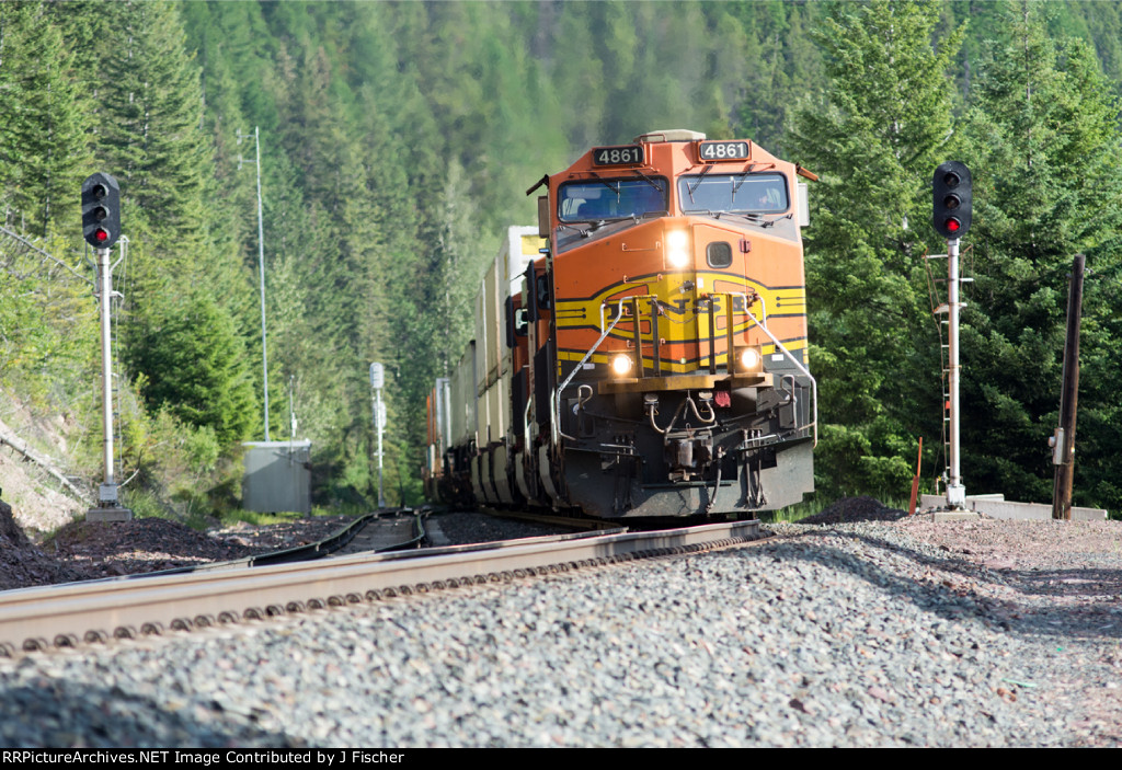 BNSF 4861