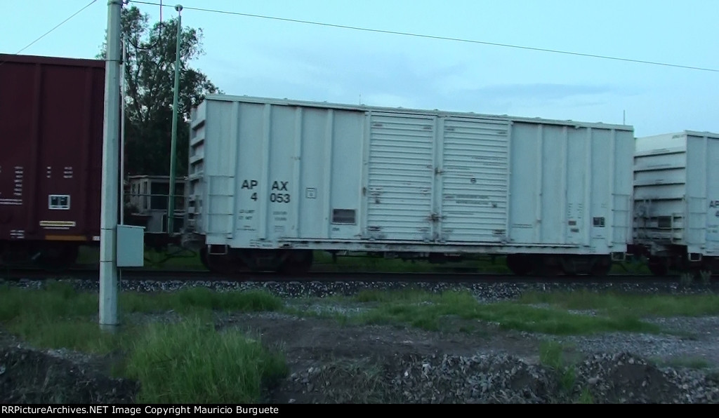 APAX Box car