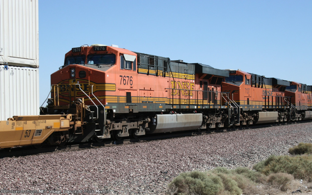 BNSF 7676
