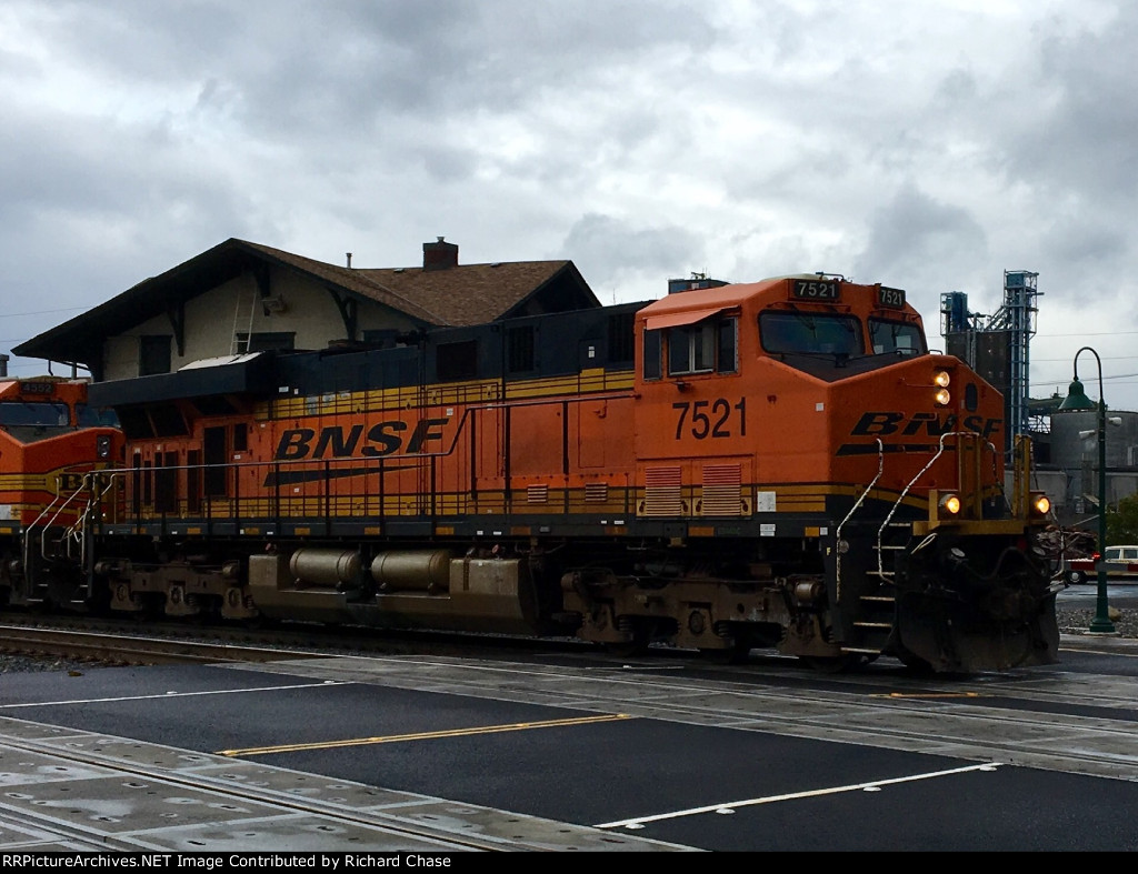 BNSF 7521