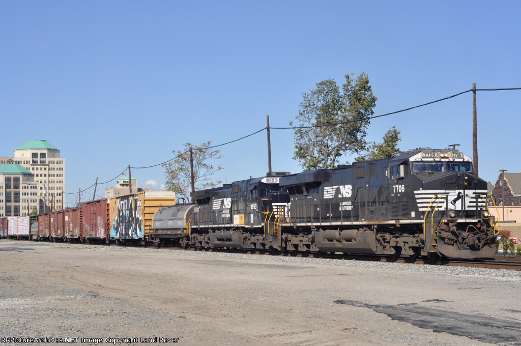 NS 7706 On NS 177 Eastbound